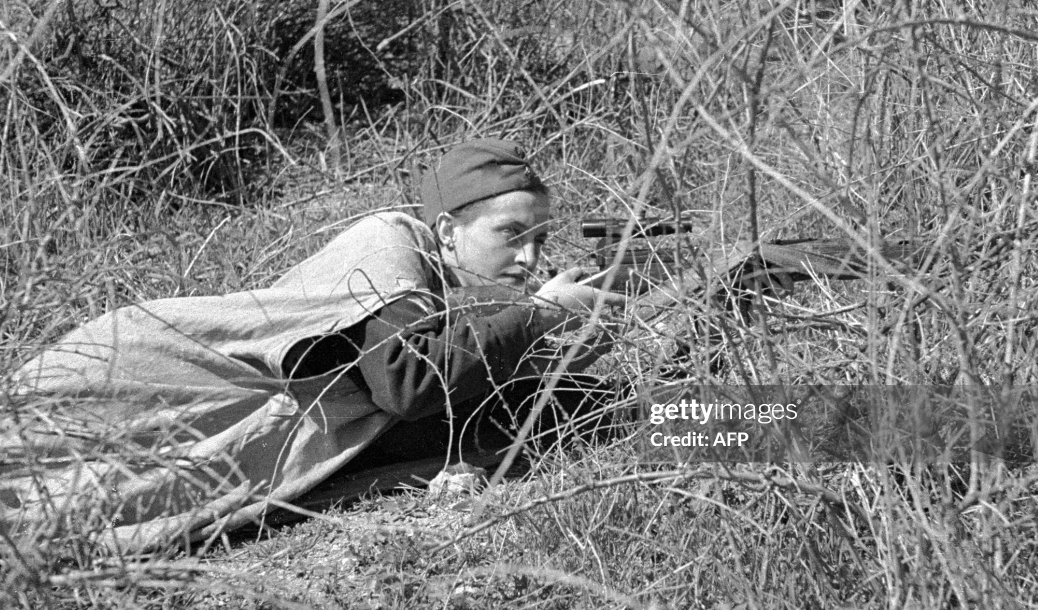 Brave Ukrainian female snipers are following in the legendary footsteps ...